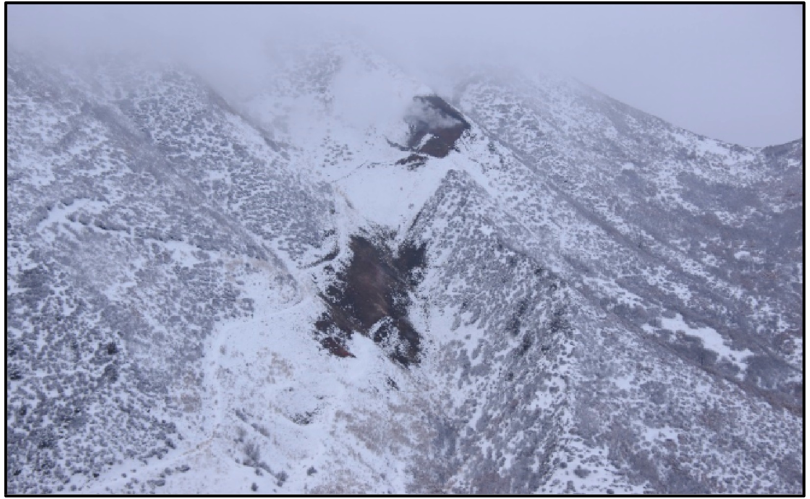 A review of coal mine fire extinguishment methods